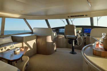 Ata Rangi, Fully Crewed Motor Boats Charter - Sail Connections